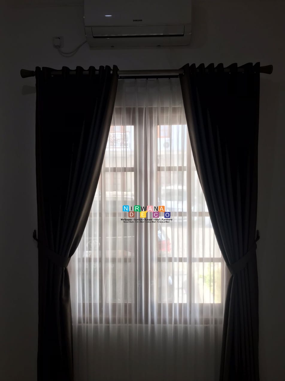 Pemasangan Gorden Di Perumahan Royal Mansion, Bantul - Nirwana Deco